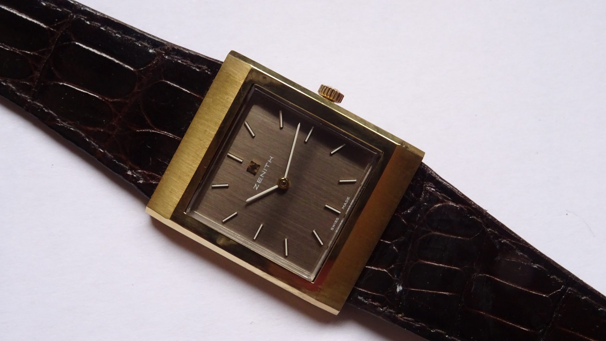 Zenith 18k Gold Tank Cioccolatone Chocolate dial | vfl watches
