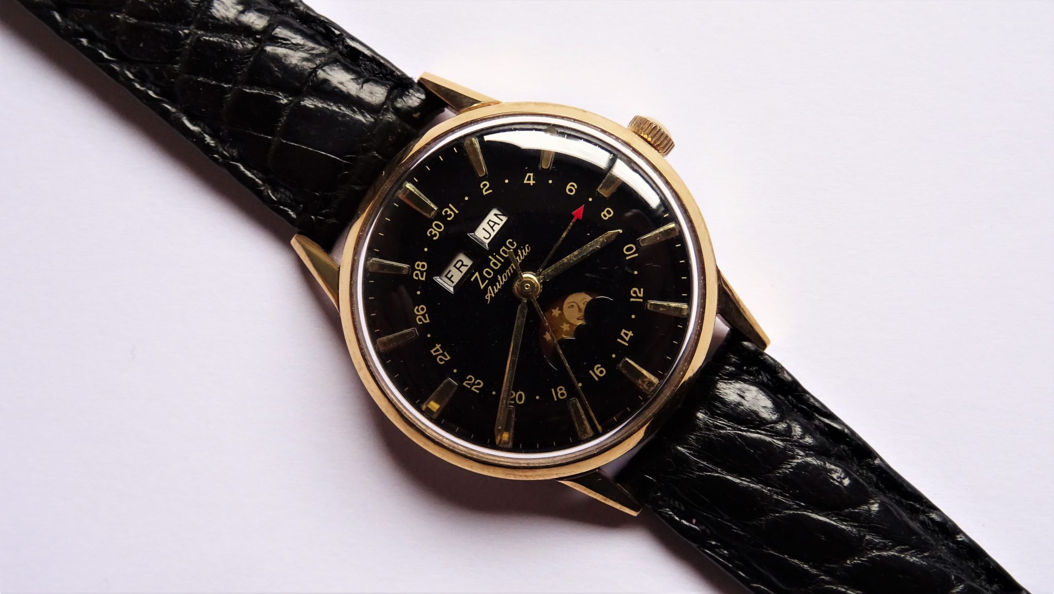 Zodiac Triple Date Moonphase | vfl watches